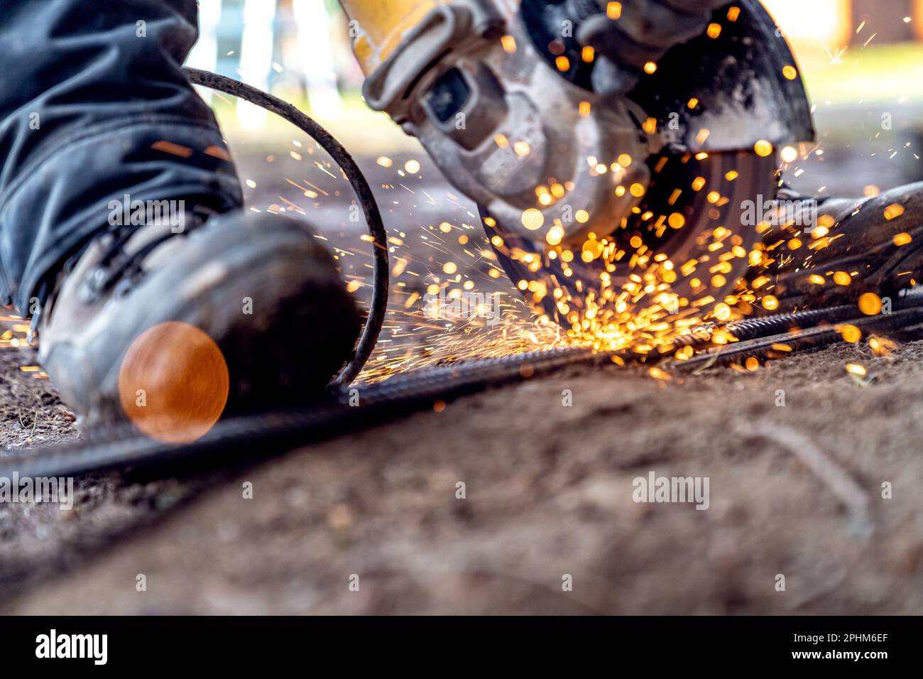 Grinding fittings hi-res stock photography and images - Alamy
