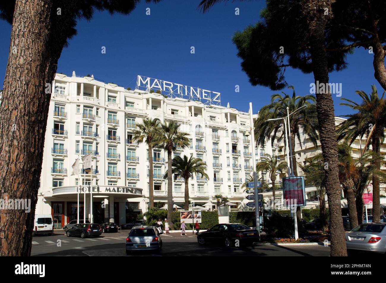 Alpes-Maritime (06). Cannes. The famous Croisette, done in 1863 ...
