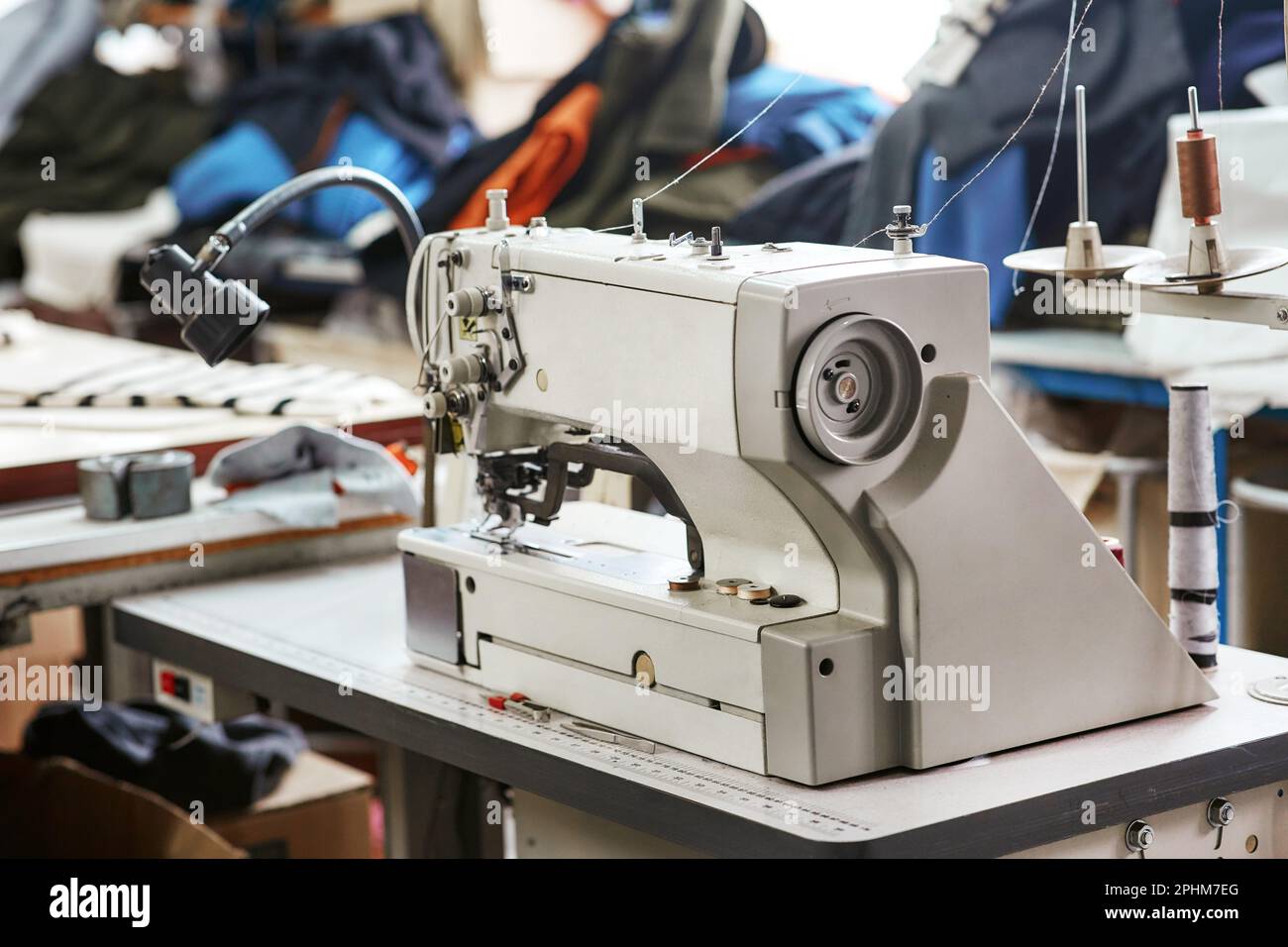 Sewing machine equipment hi-res stock photography and images - Alamy