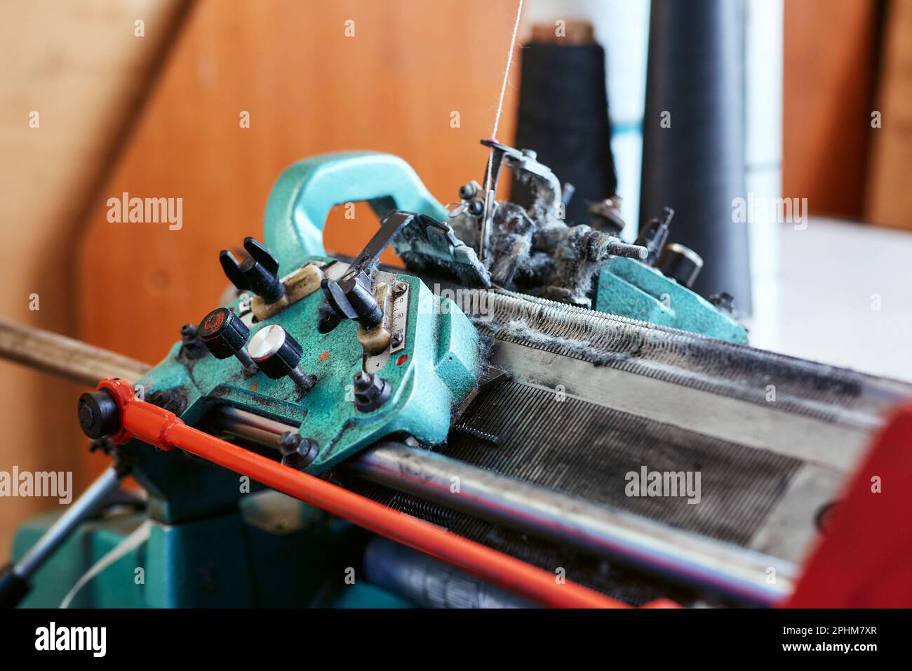 Knitting machine hi-res stock photography and images - Alamy