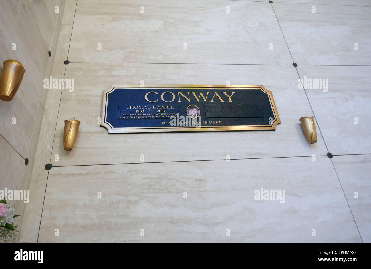 Los Angeles, California, USA 27th March 2023 Actor Tim Conway's Grave ...