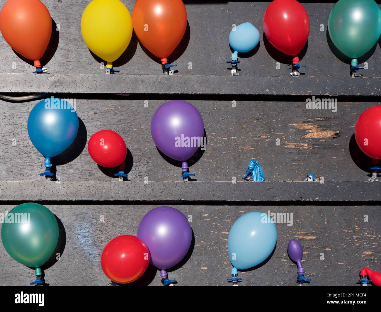 Balloons shooting hi-res stock photography and images - Alamy