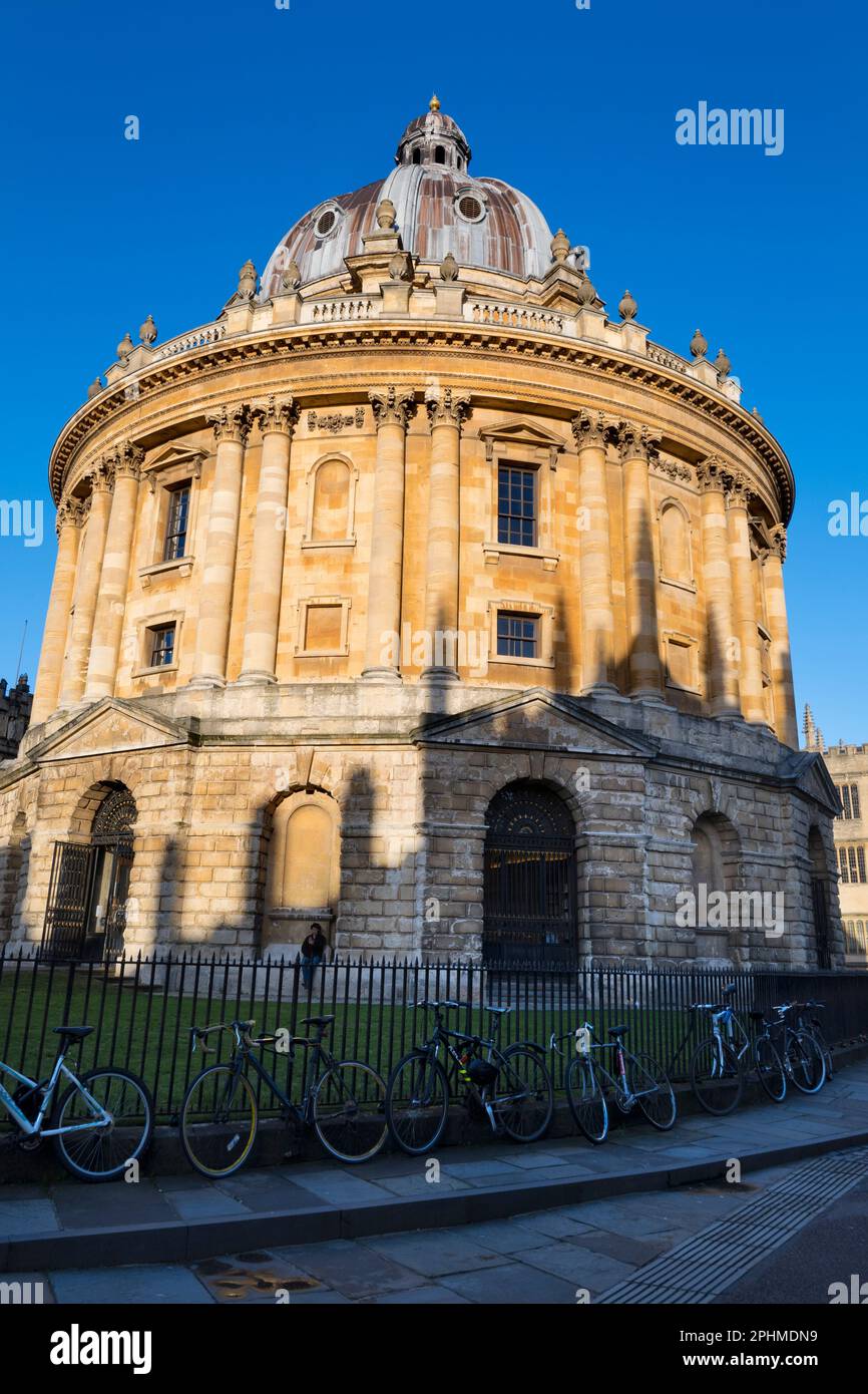 Radcliffe Square lies at the heart of historic Oxford. Centre-stage is ...