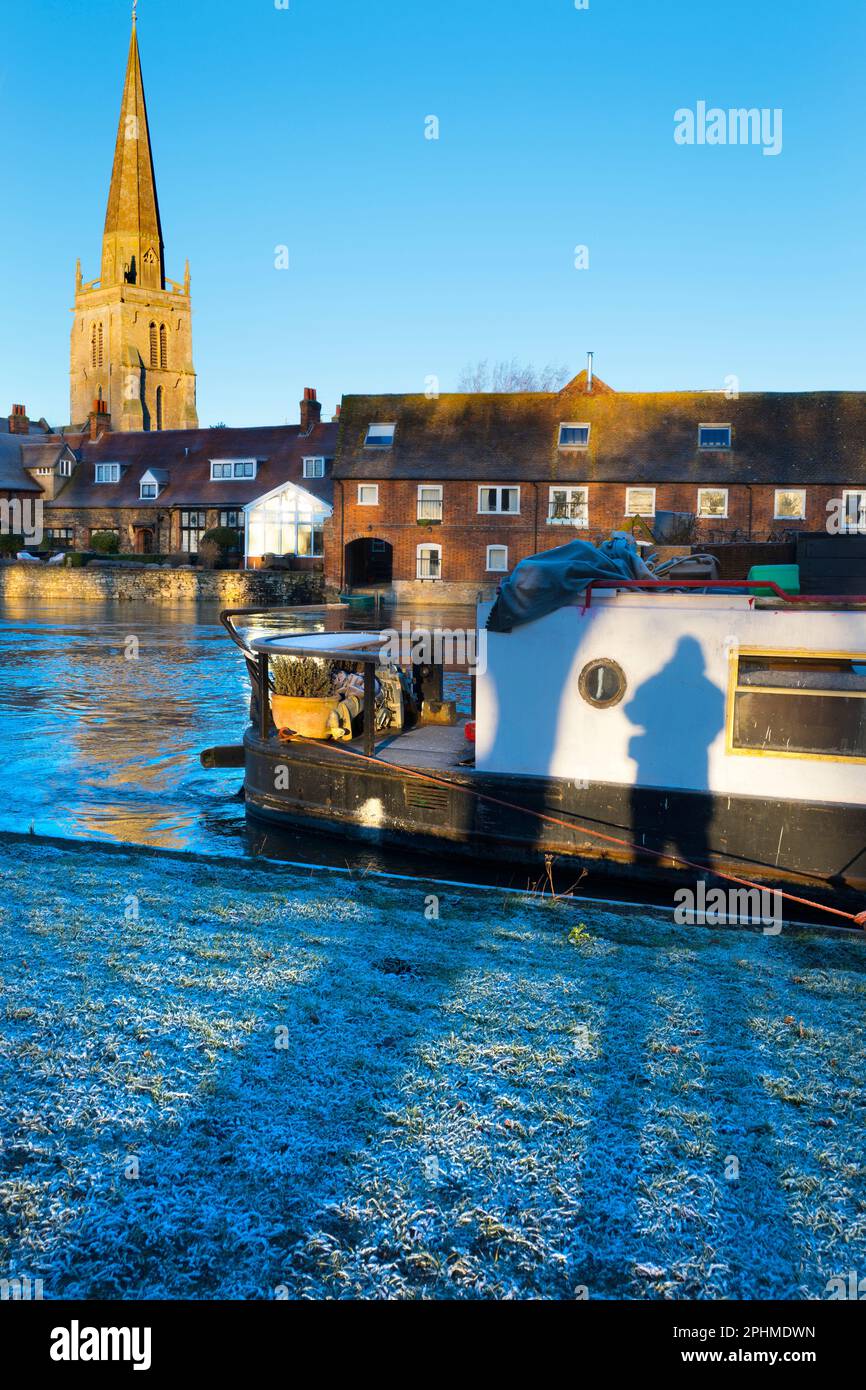 We are standing on the south bank of the Thames at Abingdon, just ...