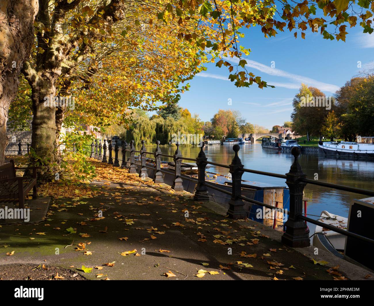 Saint Helen's Wharf is a noted beauty spot on the River Thames, just ...