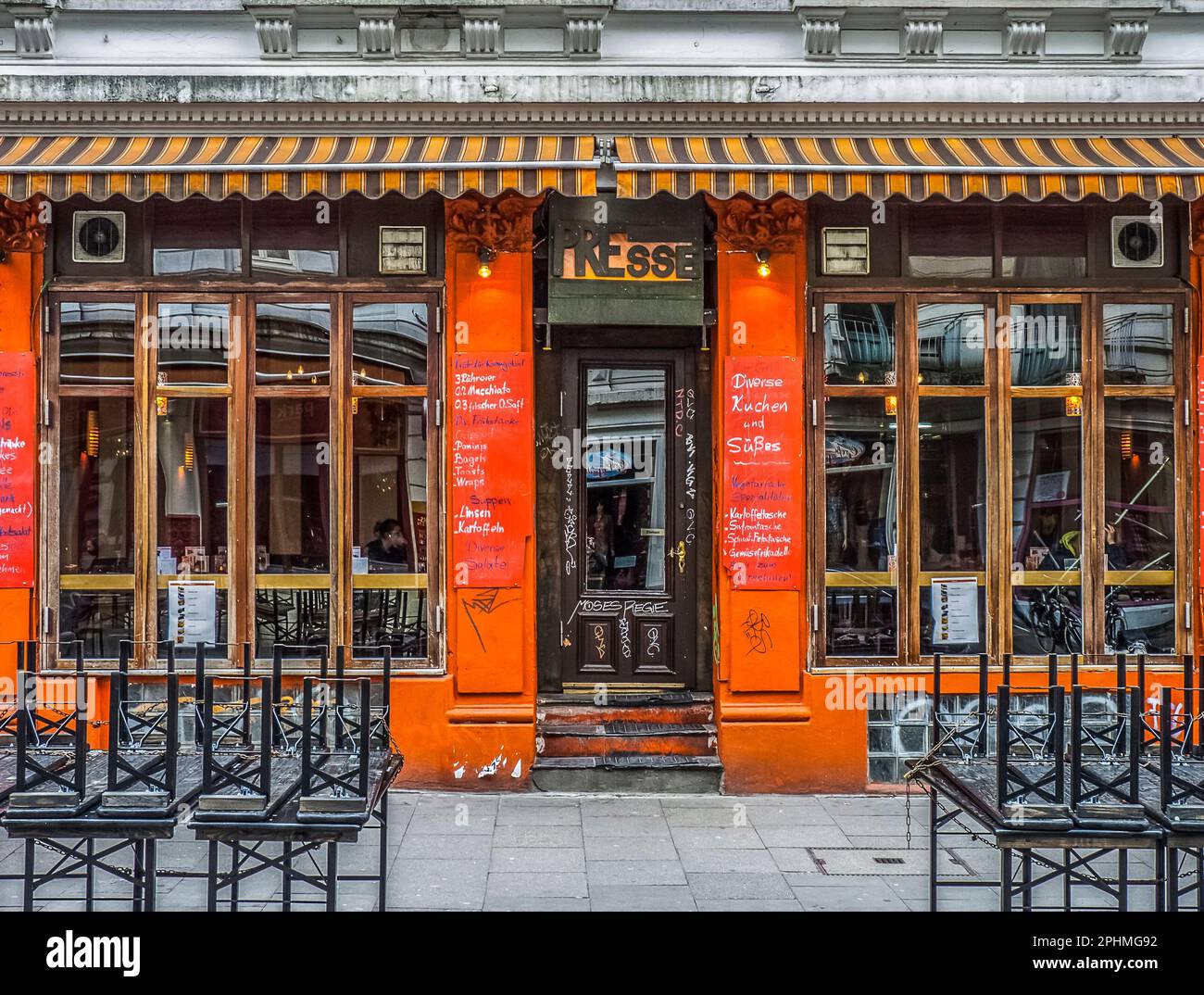 Presse Cafe und Restaurant in der Susannenstrasse 42 im Schanzenviertel ...