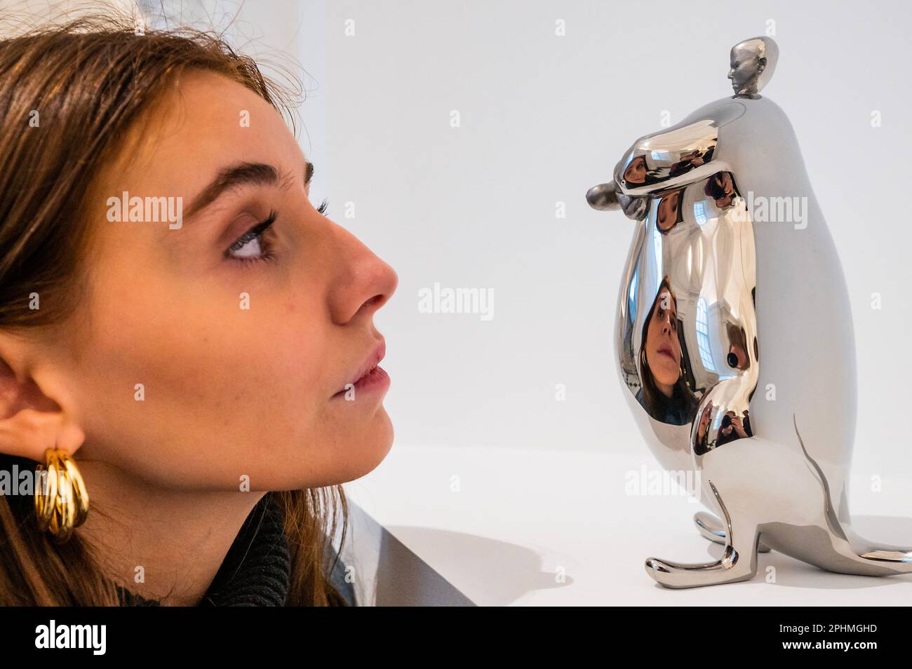 London, UK. 29th Mar, 2023. Muskrat, 2002-5 - Rona Pondick, The artist ...