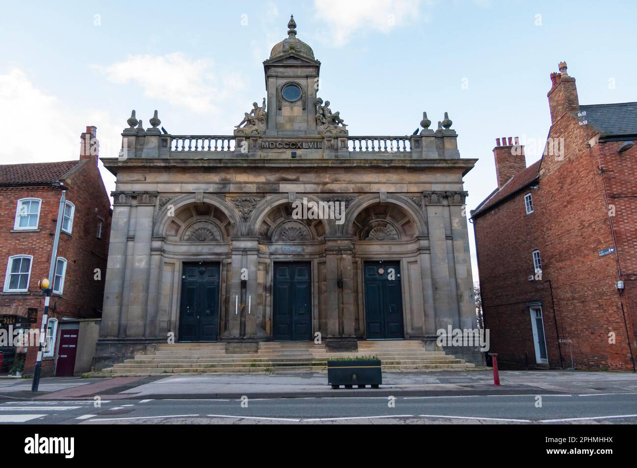 NEWARK ON TRENT, NOTTINGHAMSHIRE/ENGLAND - 29 December 2022: Historic ...