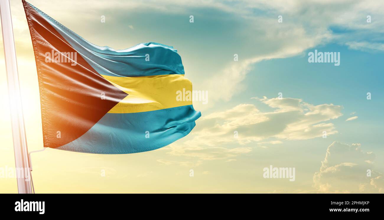 Flag bahamas on wind hi-res stock photography and images - Alamy