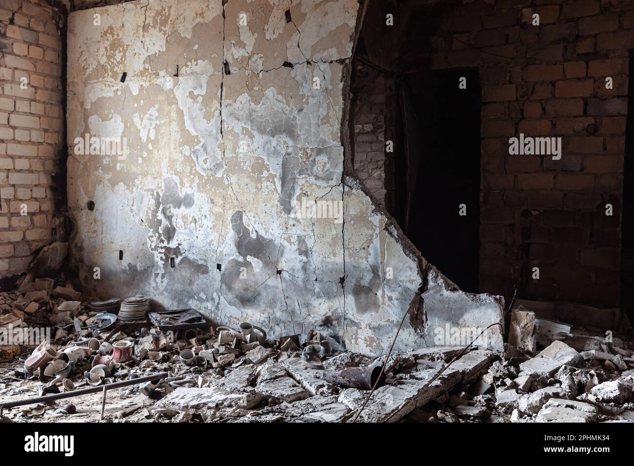 Russian artillery rockets hi-res stock photography and images - Alamy