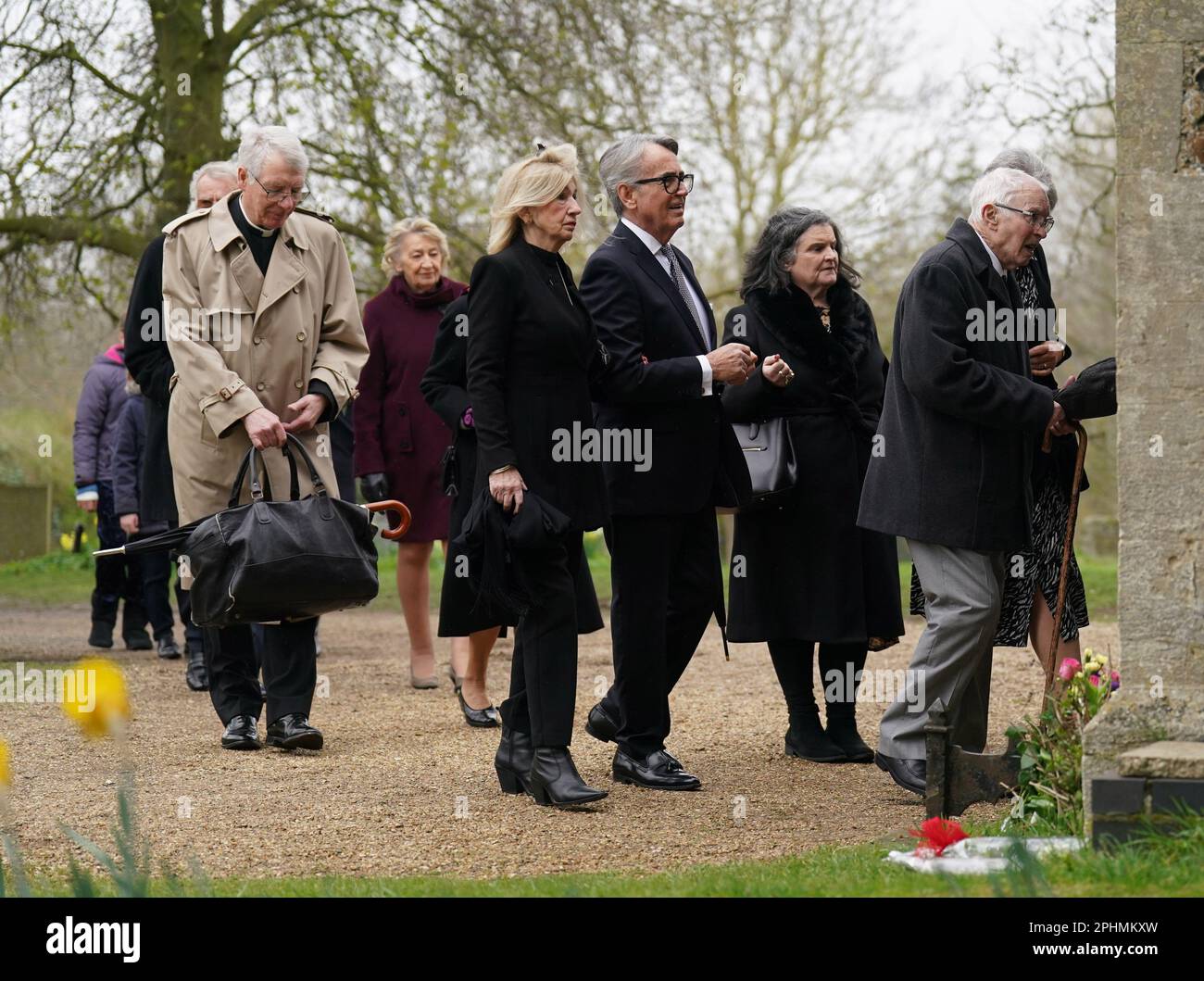 Mourners arrive for the funeral of former Speaker of the House of ...