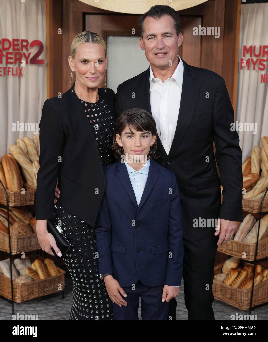 Los Angeles, USA. 28th Mar, 2023. (L-R) Molly Sims, Brooks Stuber and ...