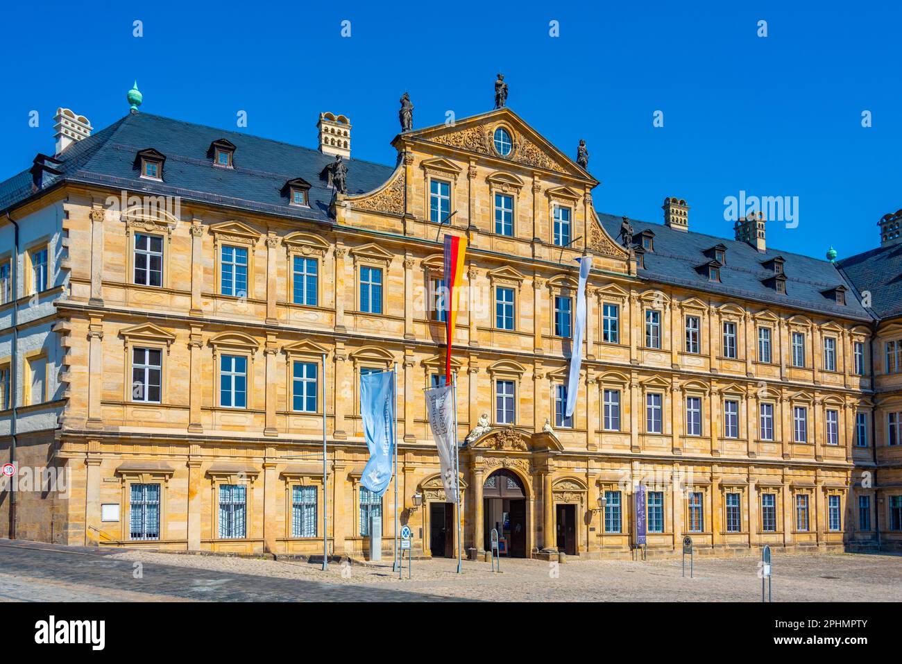 House neue residenz hi-res stock photography and images - Alamy
