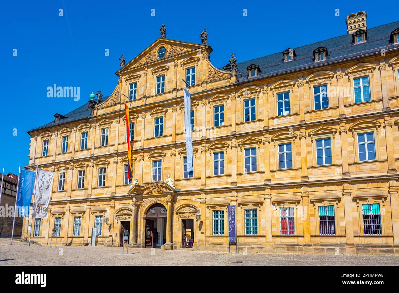 House neue residenz hi-res stock photography and images - Alamy