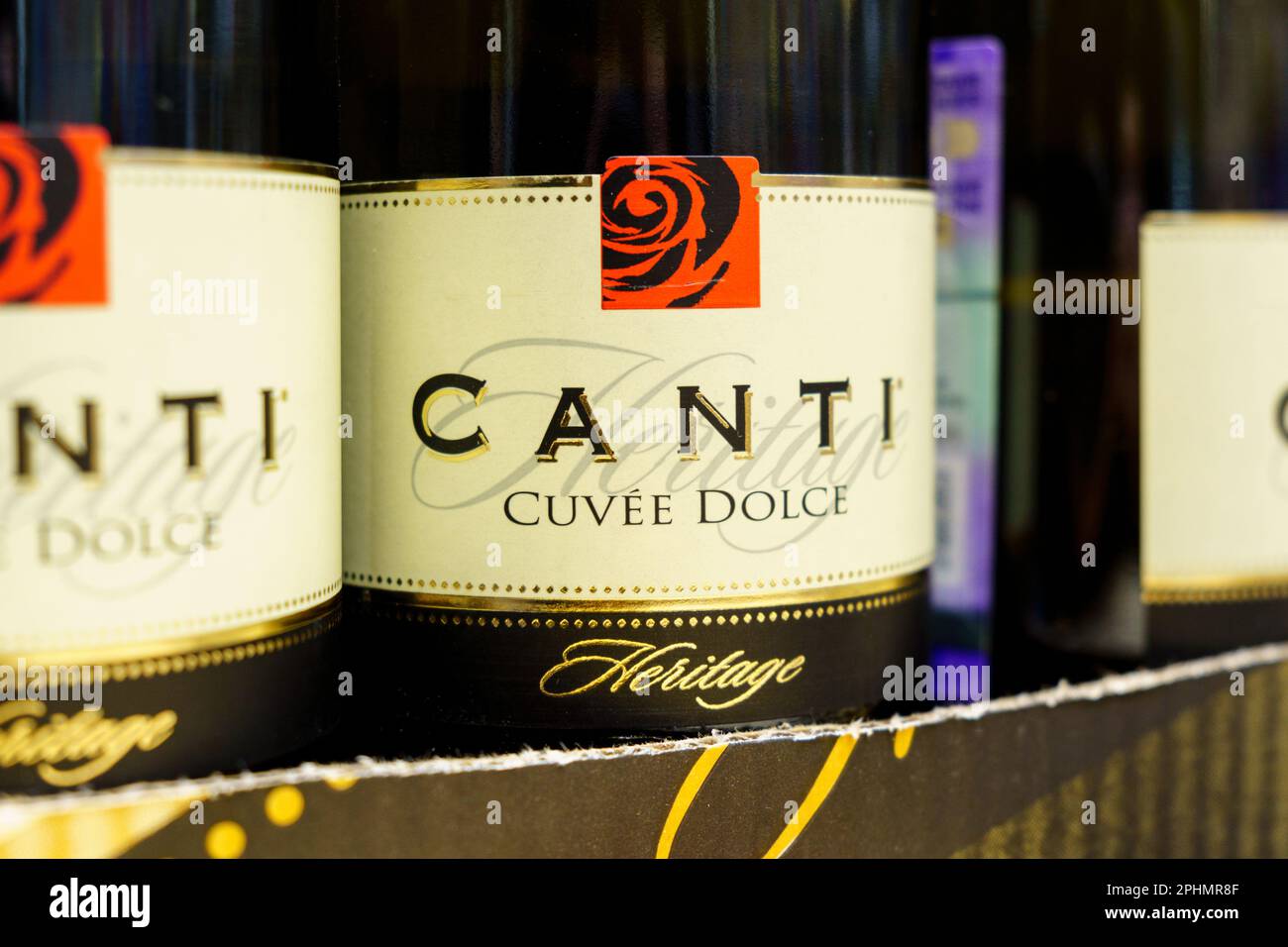Tyumen, Russia-February 25, 2023: Canti logo cuvee dolce Prosecco DOC ...