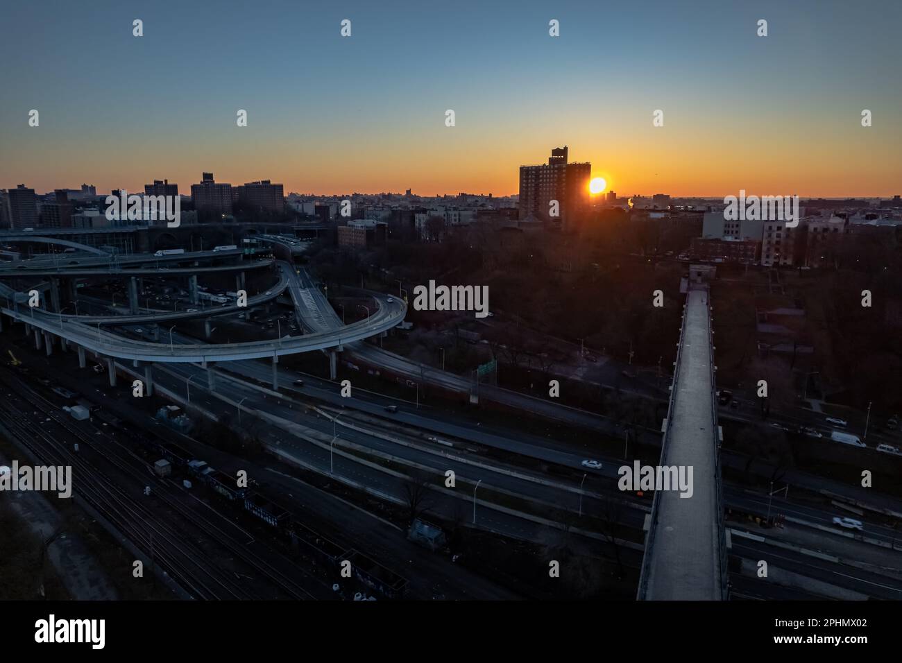 An aerial view over the Highbridge walkway, which crosses the Harlem ...