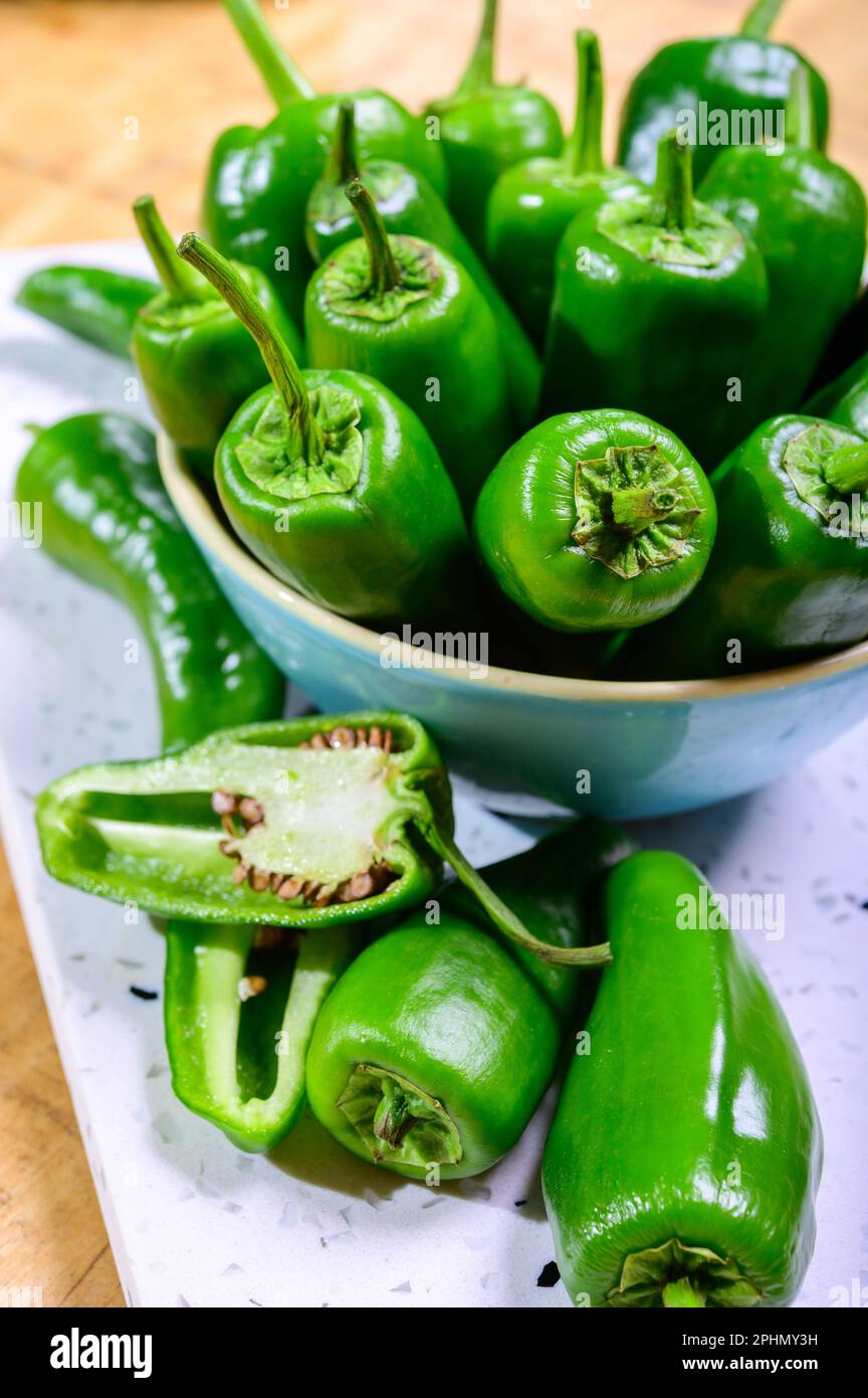 Pementos de padrón hi-res stock photography and images - Alamy