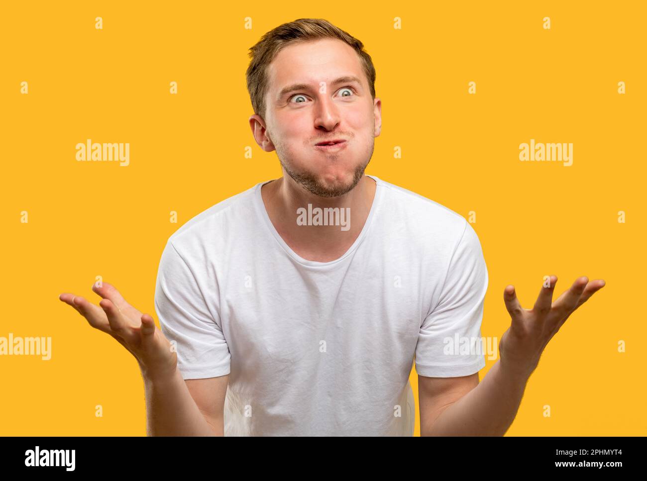 Guy offer hi-res stock photography and images - Alamy