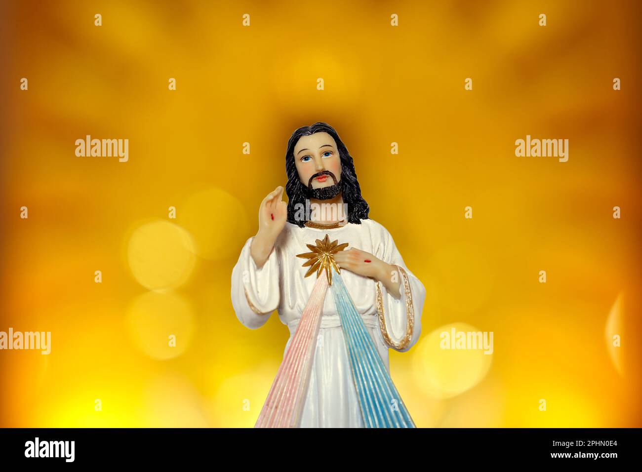 Statue representing the merciful Jesus Christ, divine mercy - Catholic ...