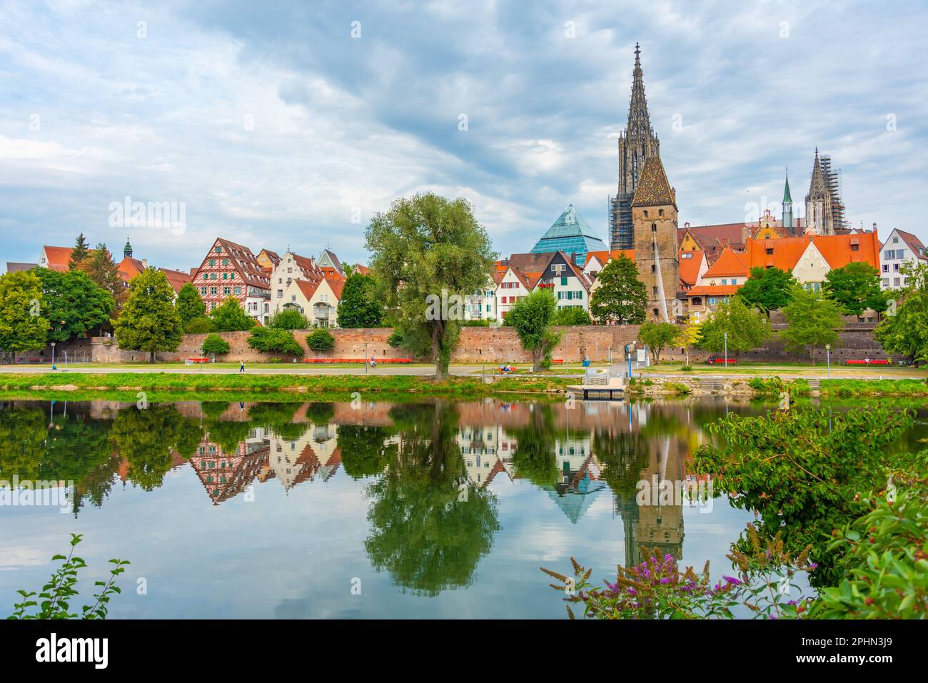 Cityscape of German town Ulm reflecting on river Danube Stock Photo - Alamy