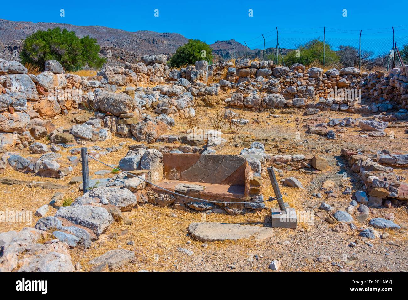Minoan Palace of Zakros at Crete, Greece Stock Photo - Alamy