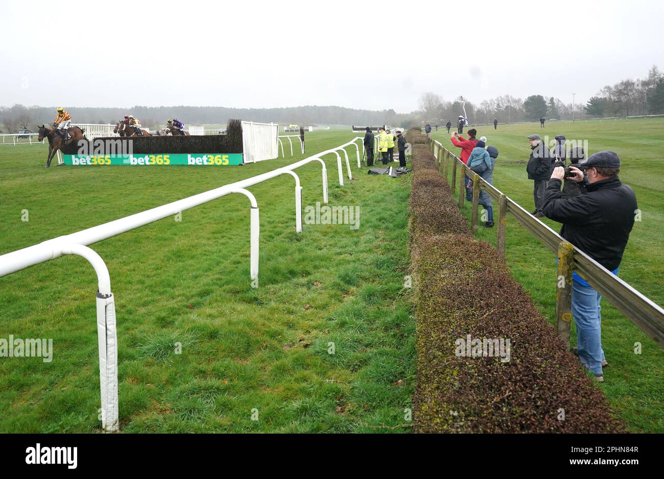 Runners and riders in the Follow Us on Twitter @Betrhino Handicap Chase ...