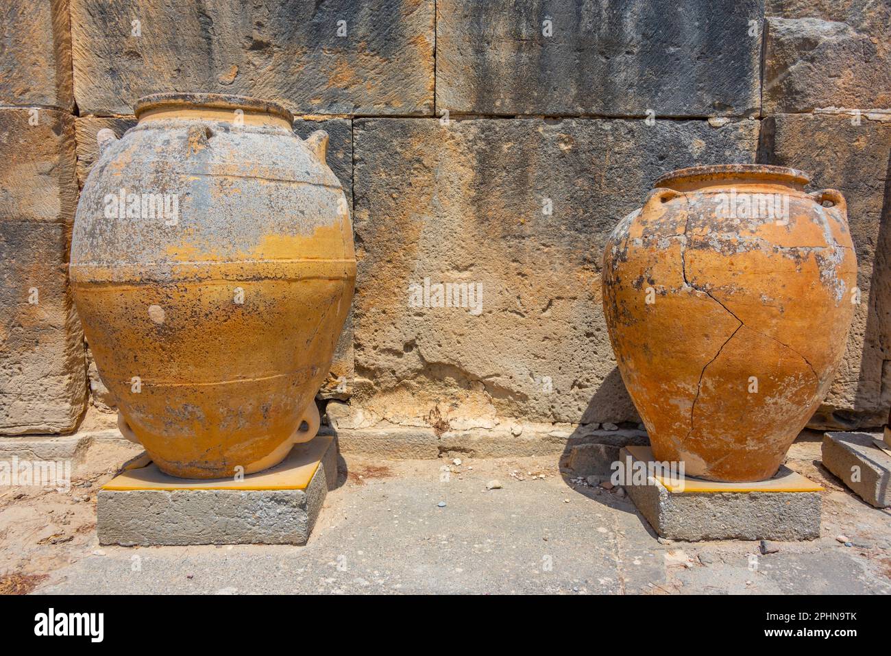 Amphoras at Minoan Palace of Phaistos at Greek island Crete Stock Photo ...