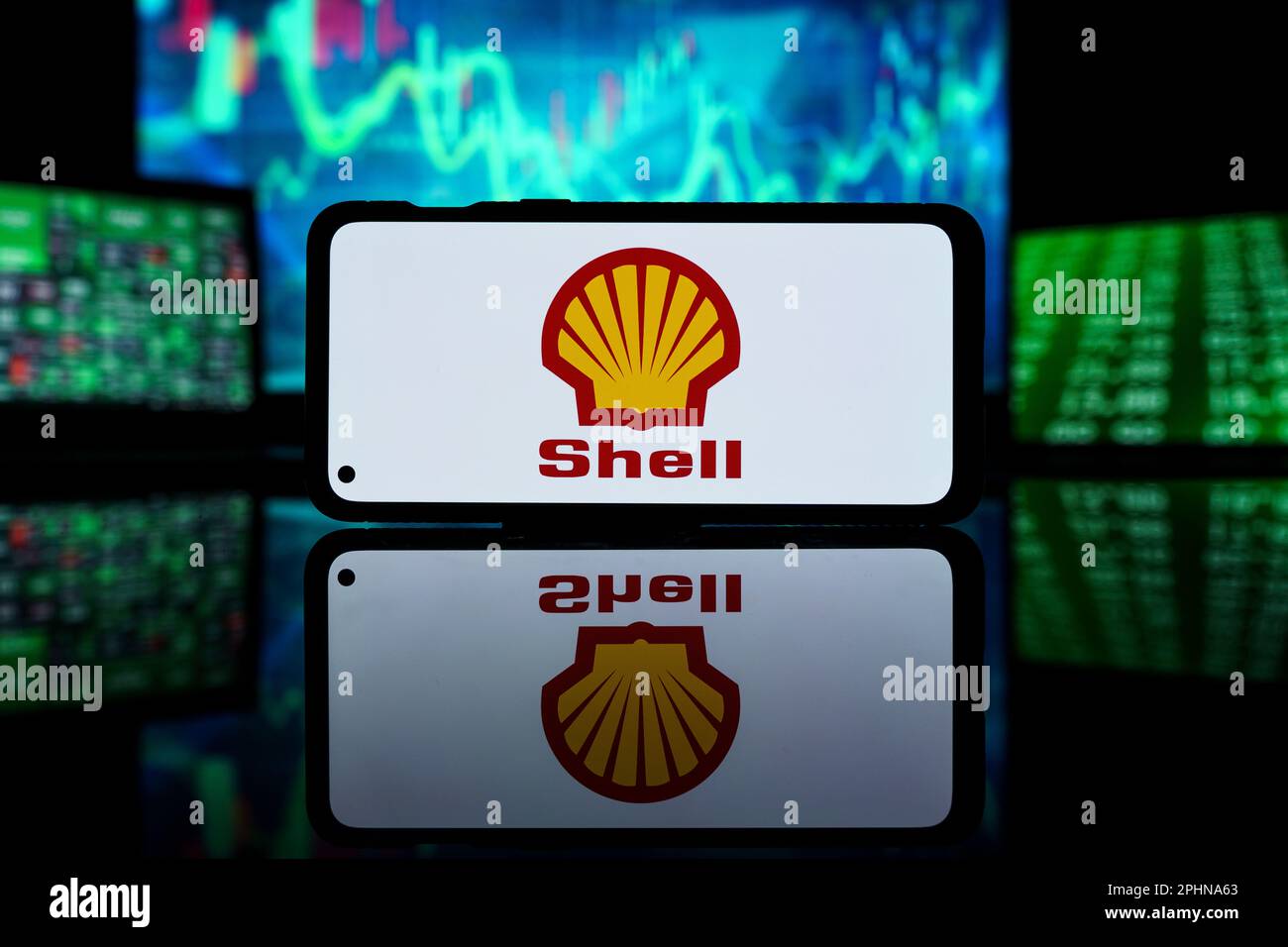 Shell company on stock market. Shell financial success and profit Stock ...