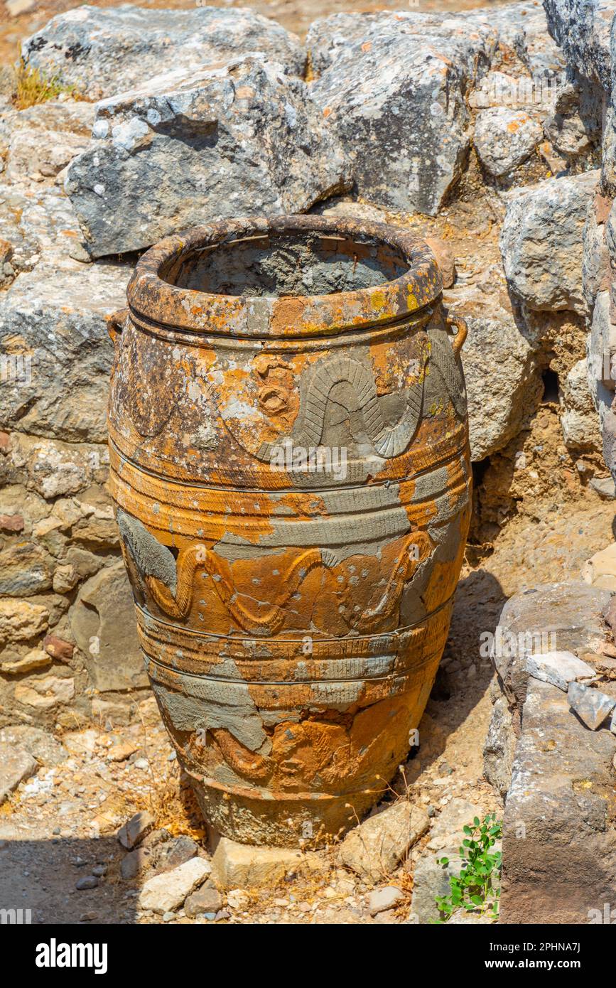 Agia triada crete pottery hi-res stock photography and images - Alamy