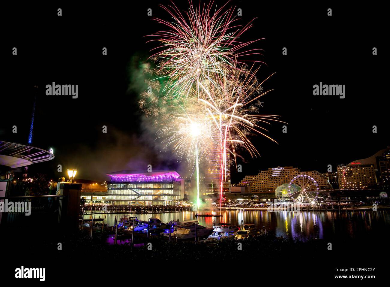 Fuegosartificiales hi-res stock photography and images - Alamy