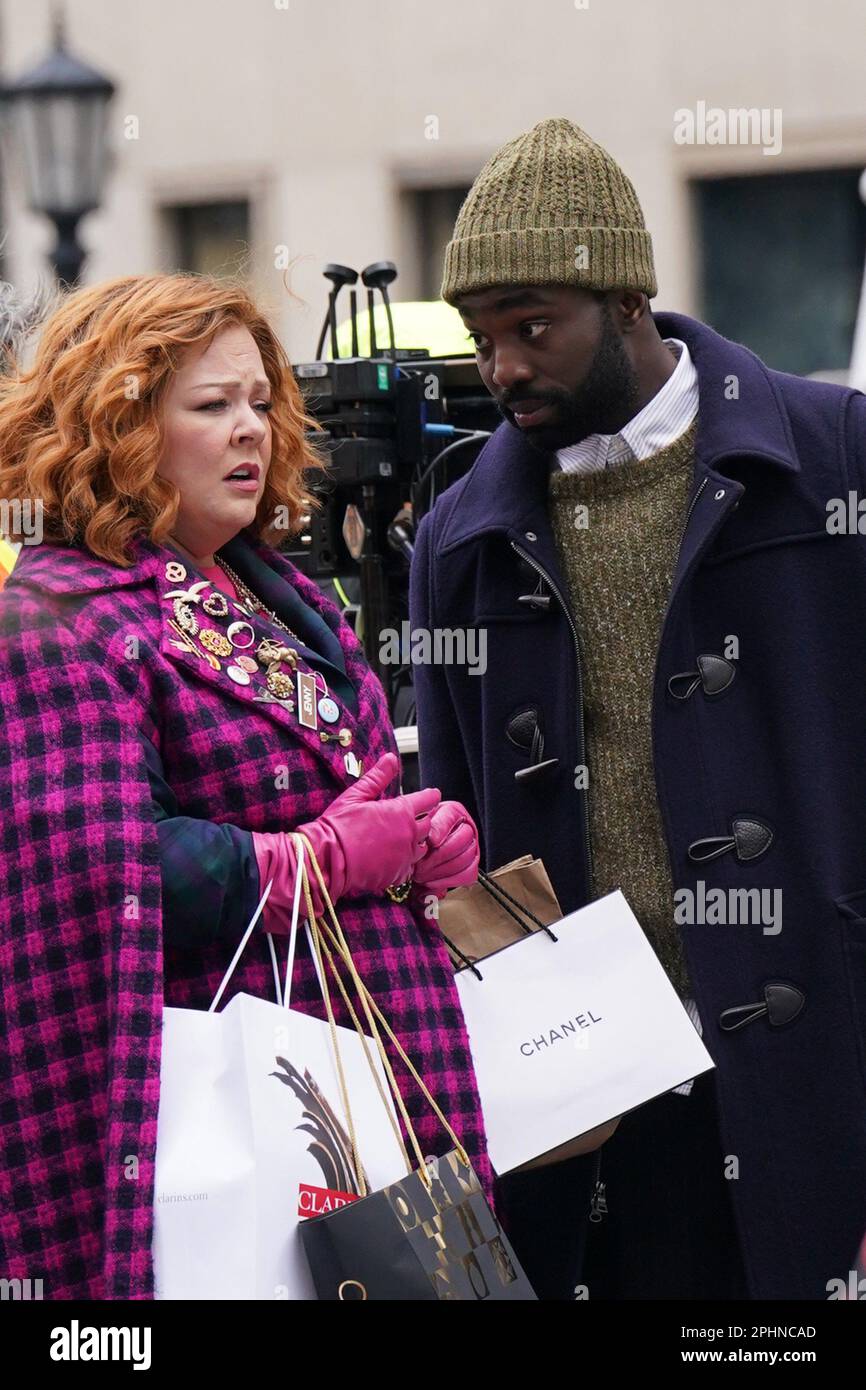 New York, NY, USA. 28th Mar, 2023. Melissa McCarthy, Paapa Essiedu ...