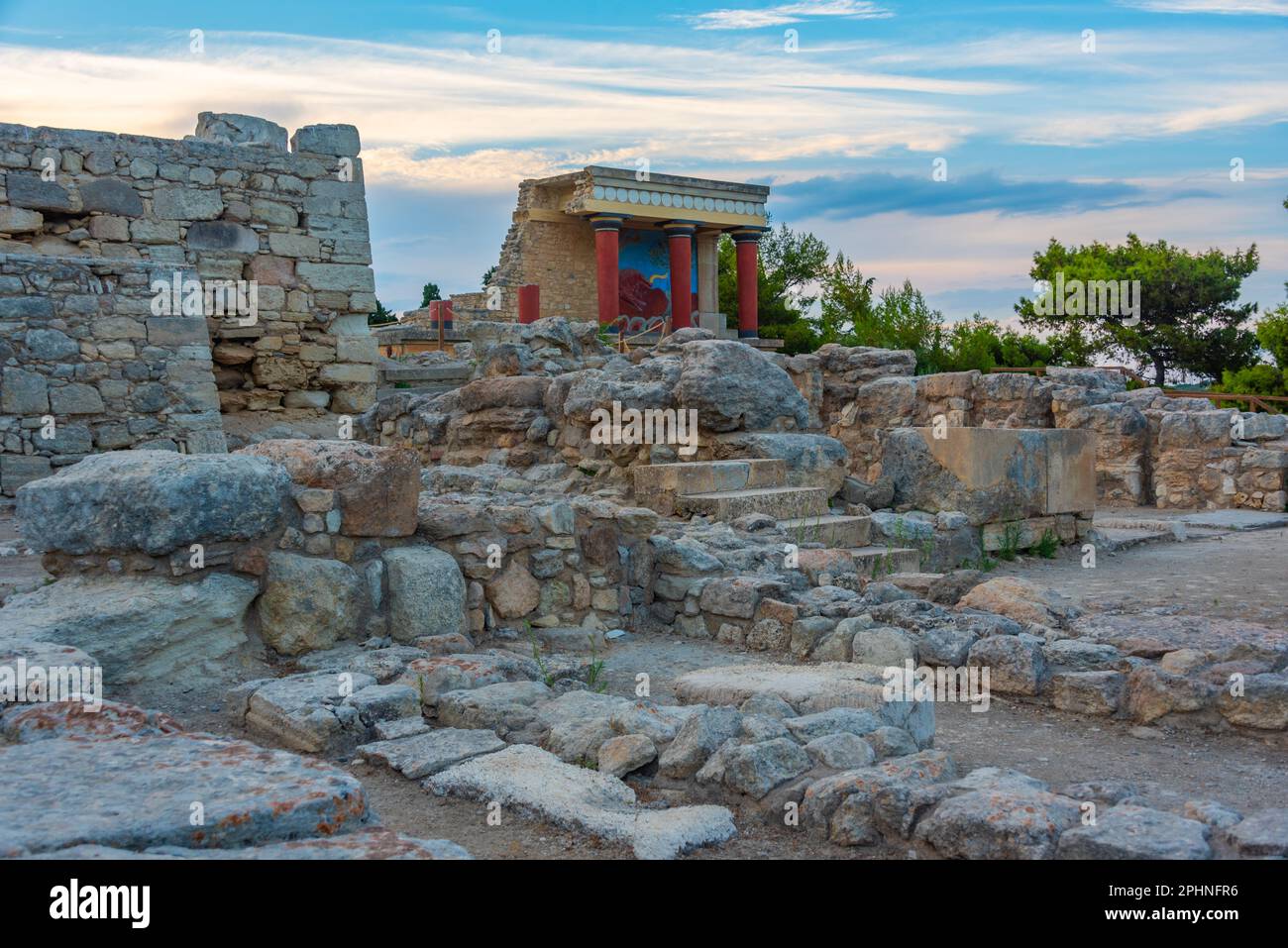 Sunset view of the north entrance to Knossos palace at Greek island ...
