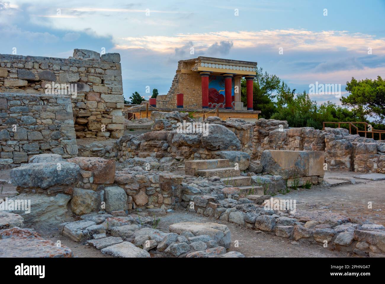 Sunset view of the north entrance to Knossos palace at Greek island ...
