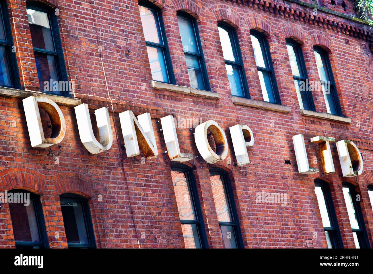 Dunlop street hi-res stock photography and images - Alamy