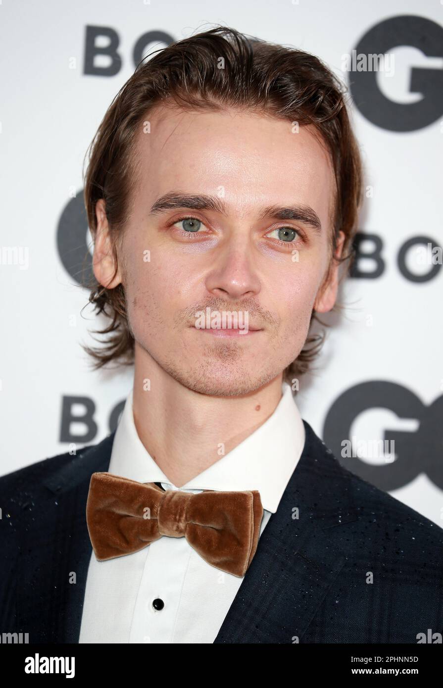 Joe Sugg 2022