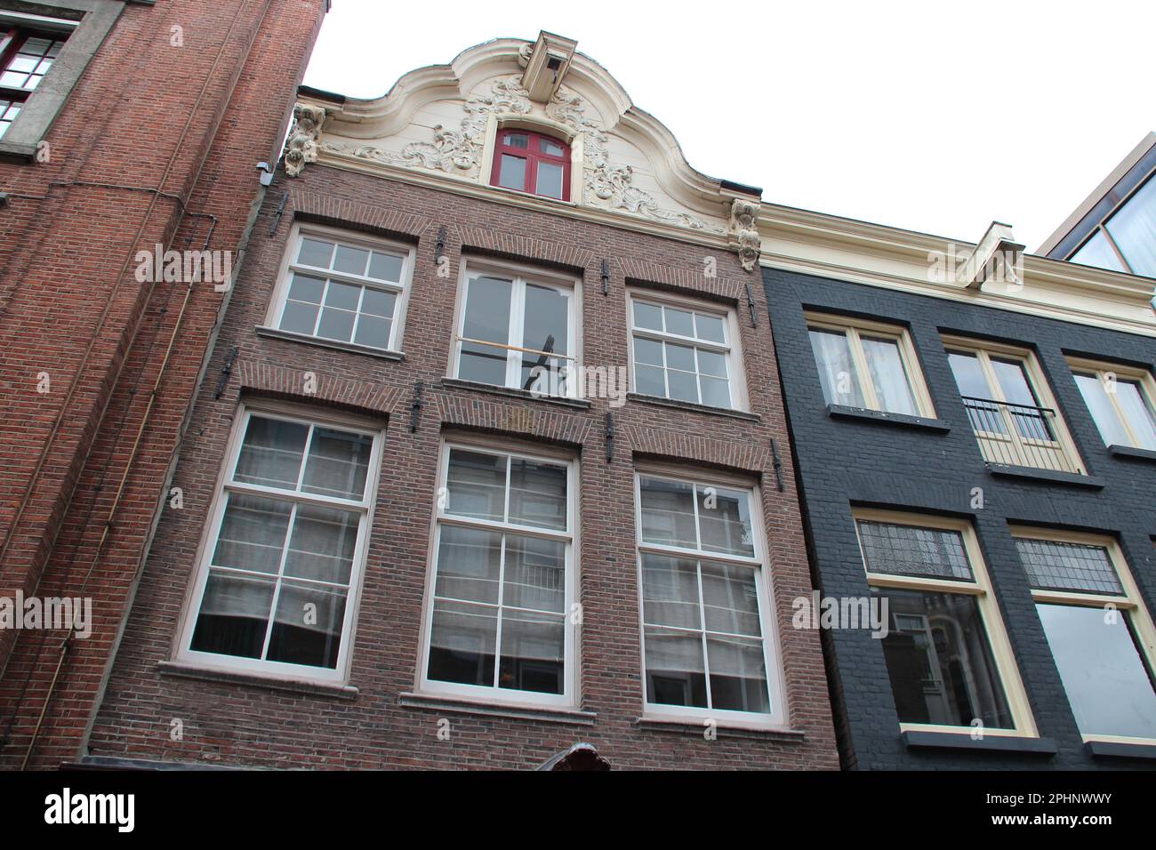old brick houses in amsterdam (the netherlands Stock Photo - Alamy