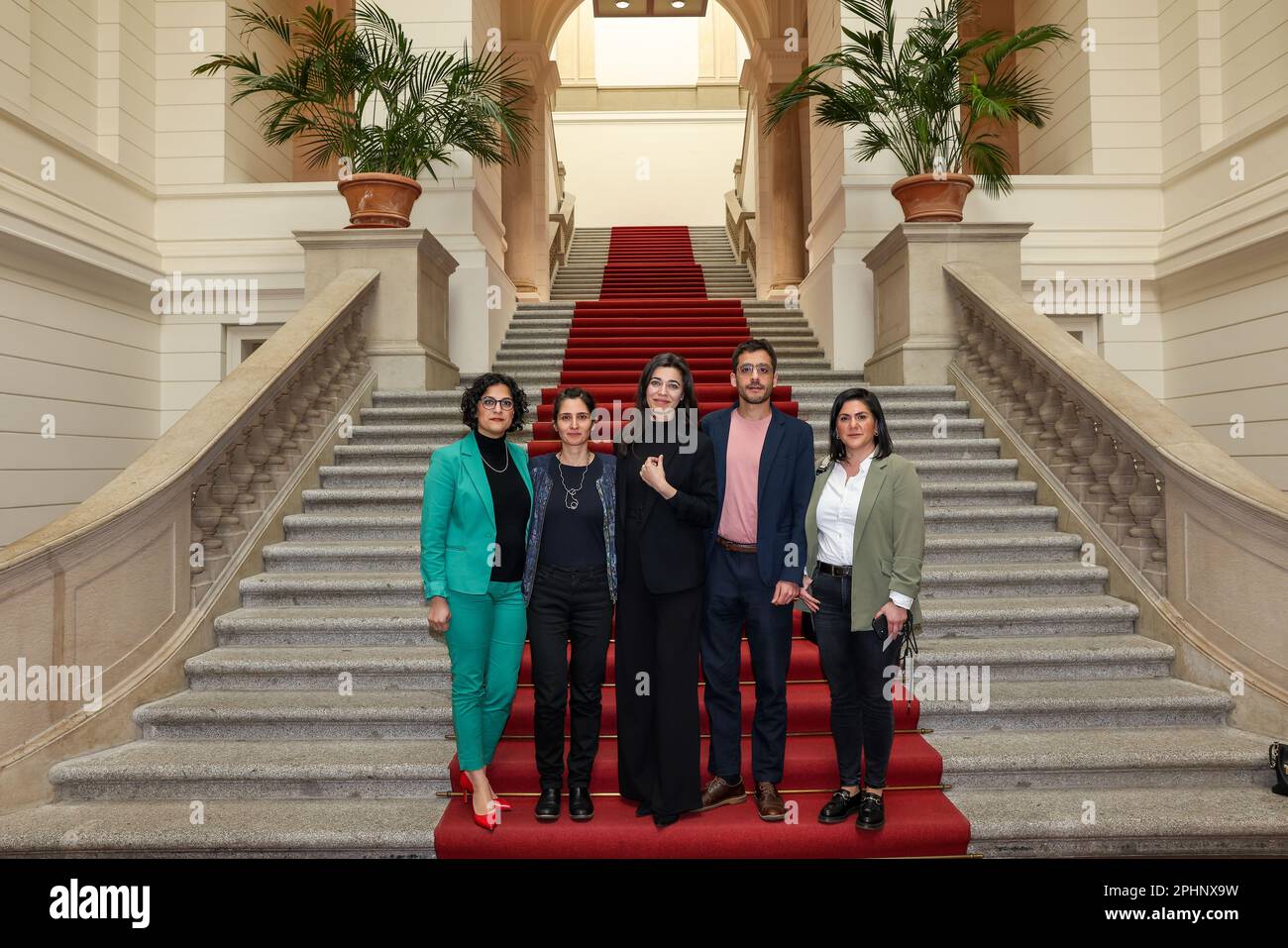 Gazelle sharmahd hi-res stock photography and images - Alamy