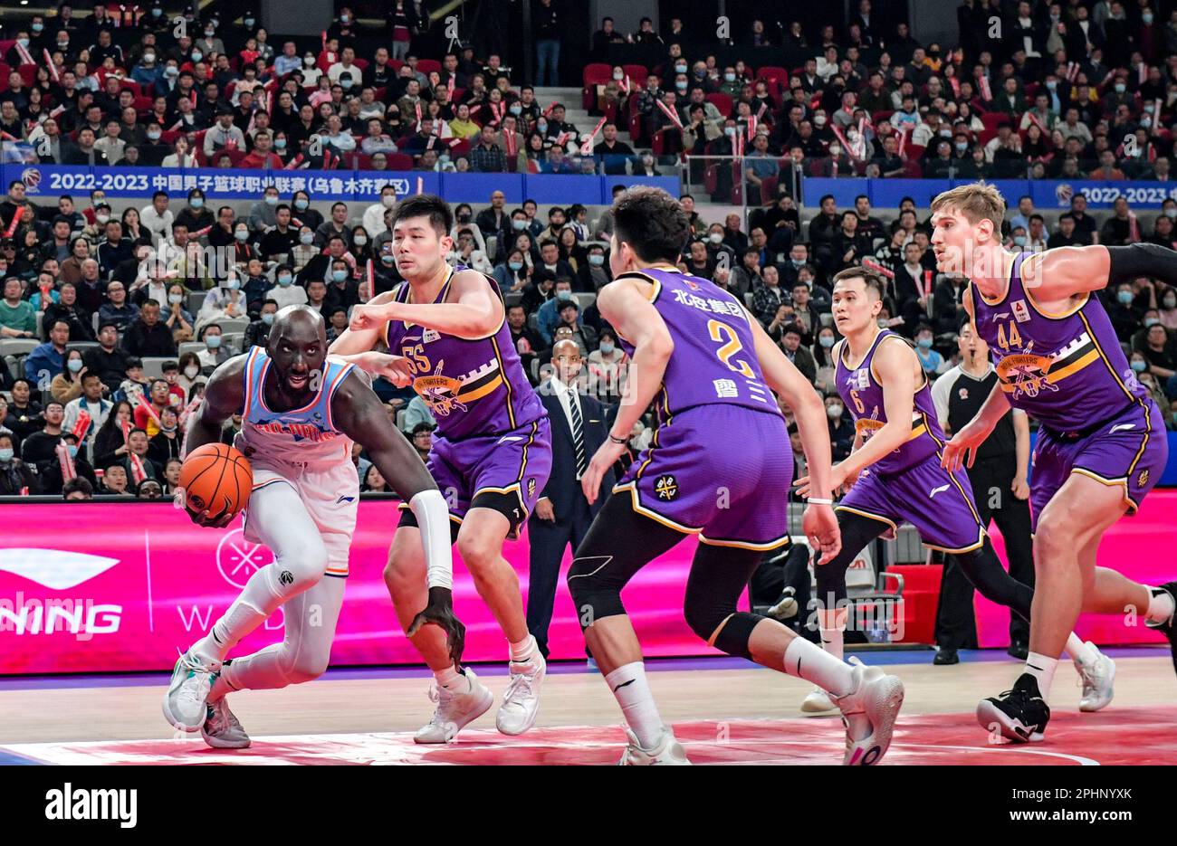 Urumqi, China's Xinjiang Uygur Autonomous Region. 29th Mar, 2023. Tacko ...