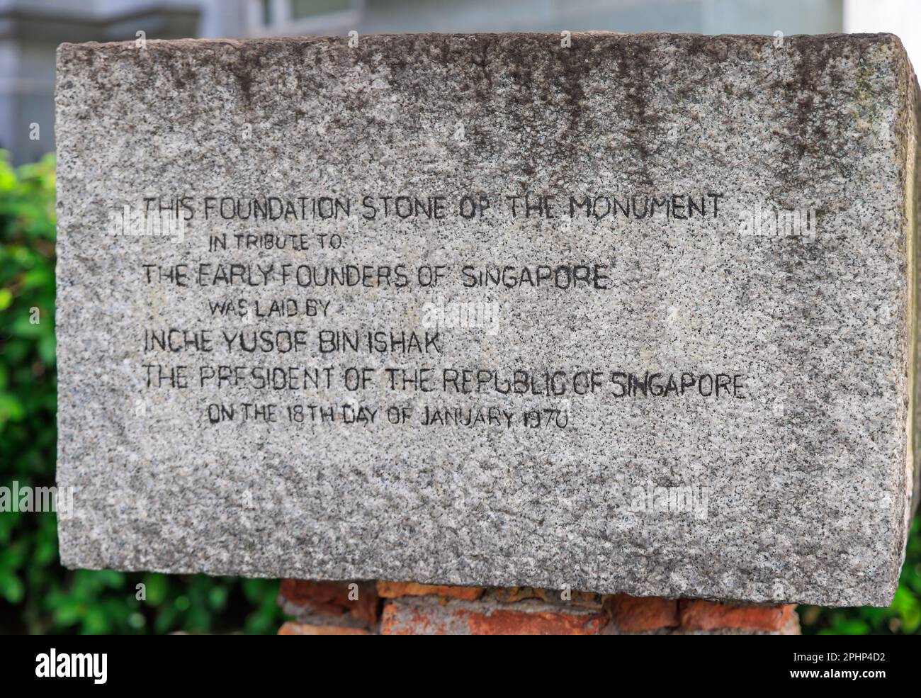 Early Founders Memorial Stone in the grounds of the Fullerton Hotel ...