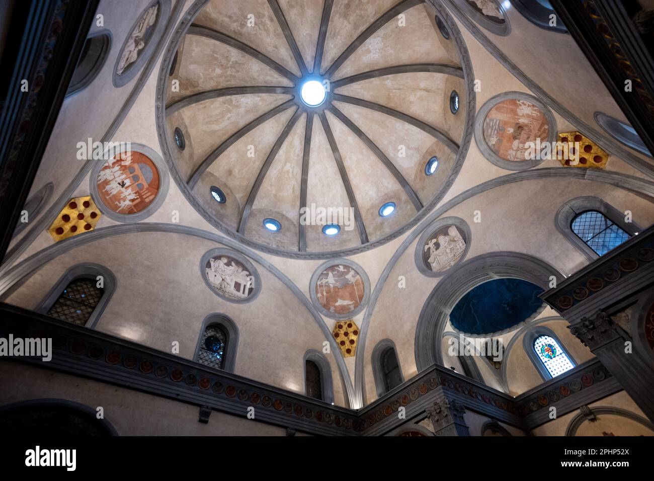Brunelleschi's Old Sacristy at San Lorenzo church, Florence Stock Photo ...