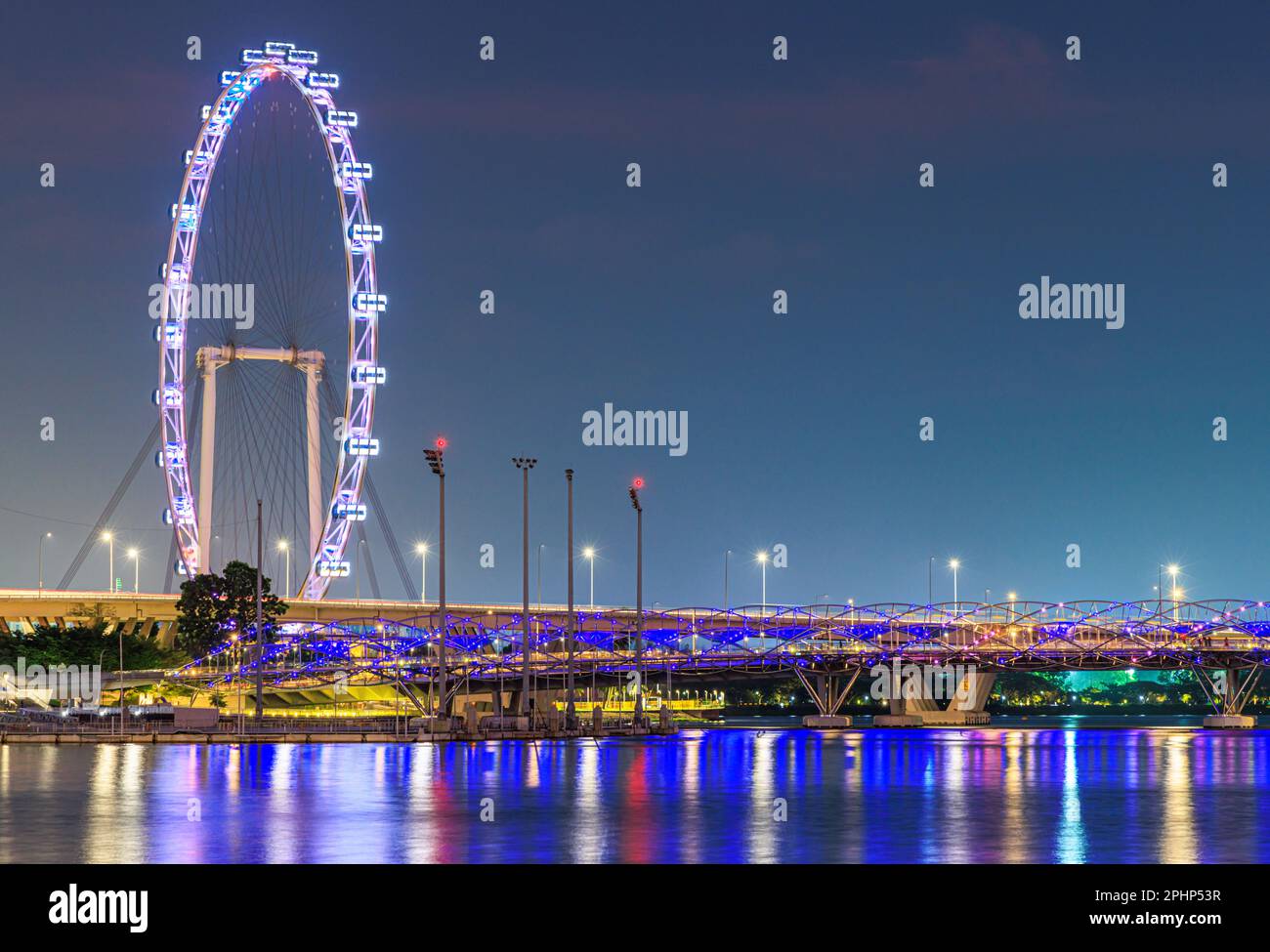 Singapore big wheel hi-res stock photography and images - Alamy