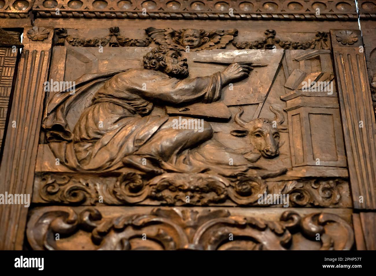 St Luke - The Resurrection Pulpit begun by Donatello, one of his last ...