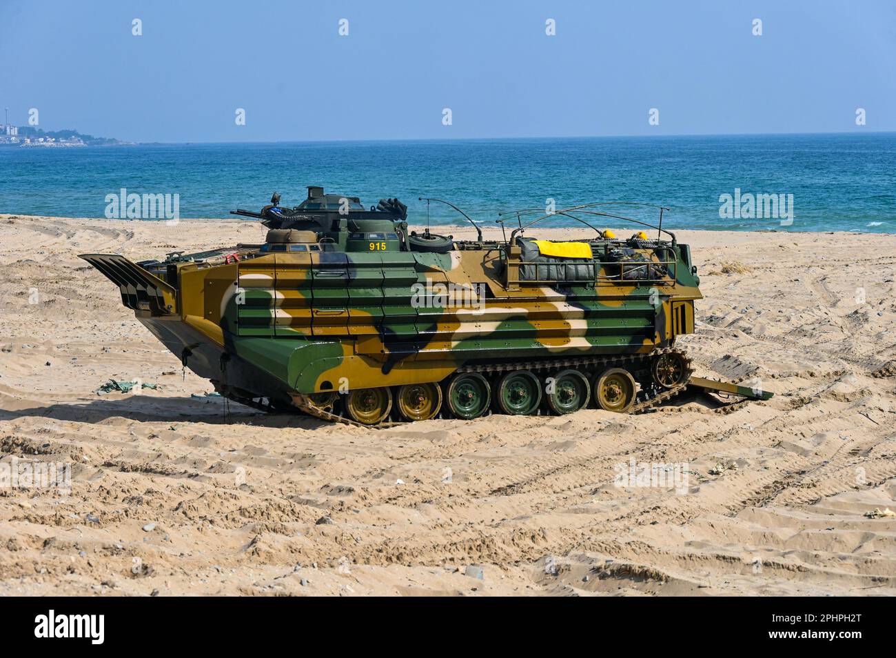 Pohang, South Korea. 29th Mar, 2023. A South Korean amphibious assault ...