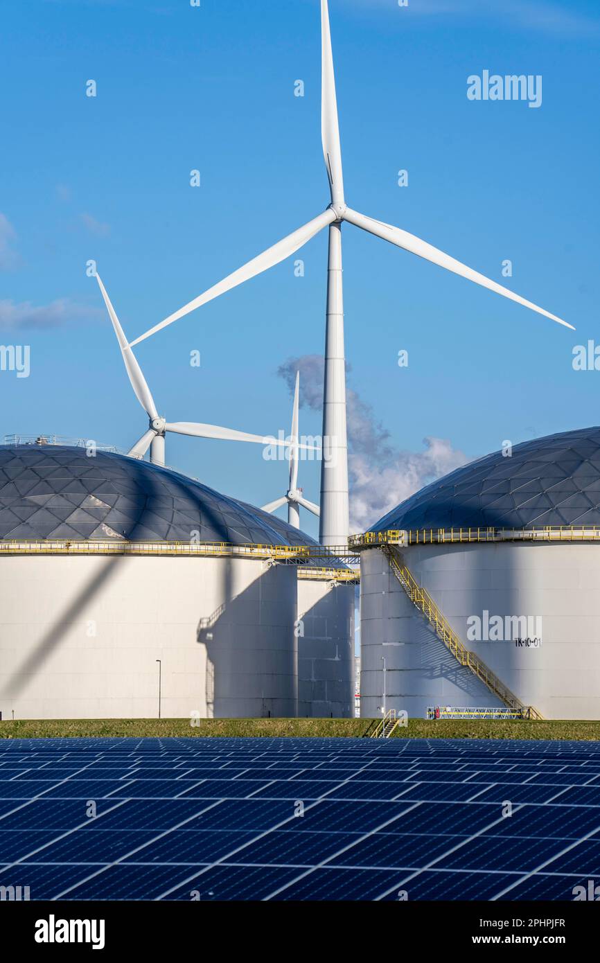 Petroleum plant and wind turbines hi-res stock photography and images ...