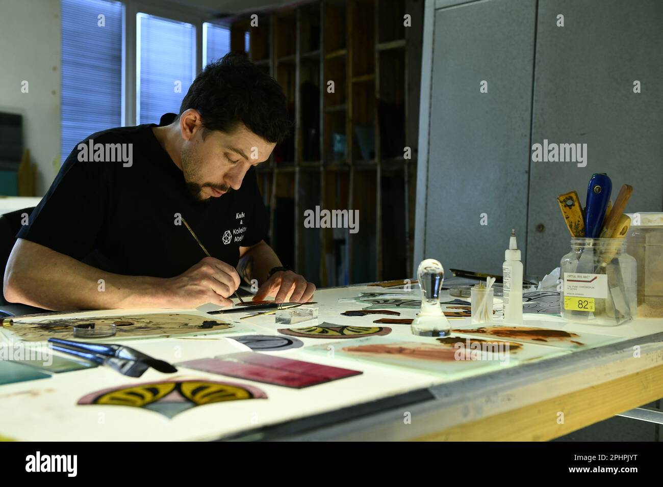 Novy Bor, Czech Republic. 29th Mar, 2023. The Kolektiv Ateliers glass ...