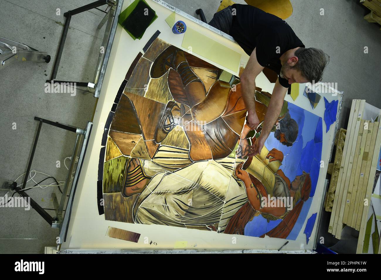 Novy Bor, Czech Republic. 29th Mar, 2023. The Kolektiv Ateliers glass ...