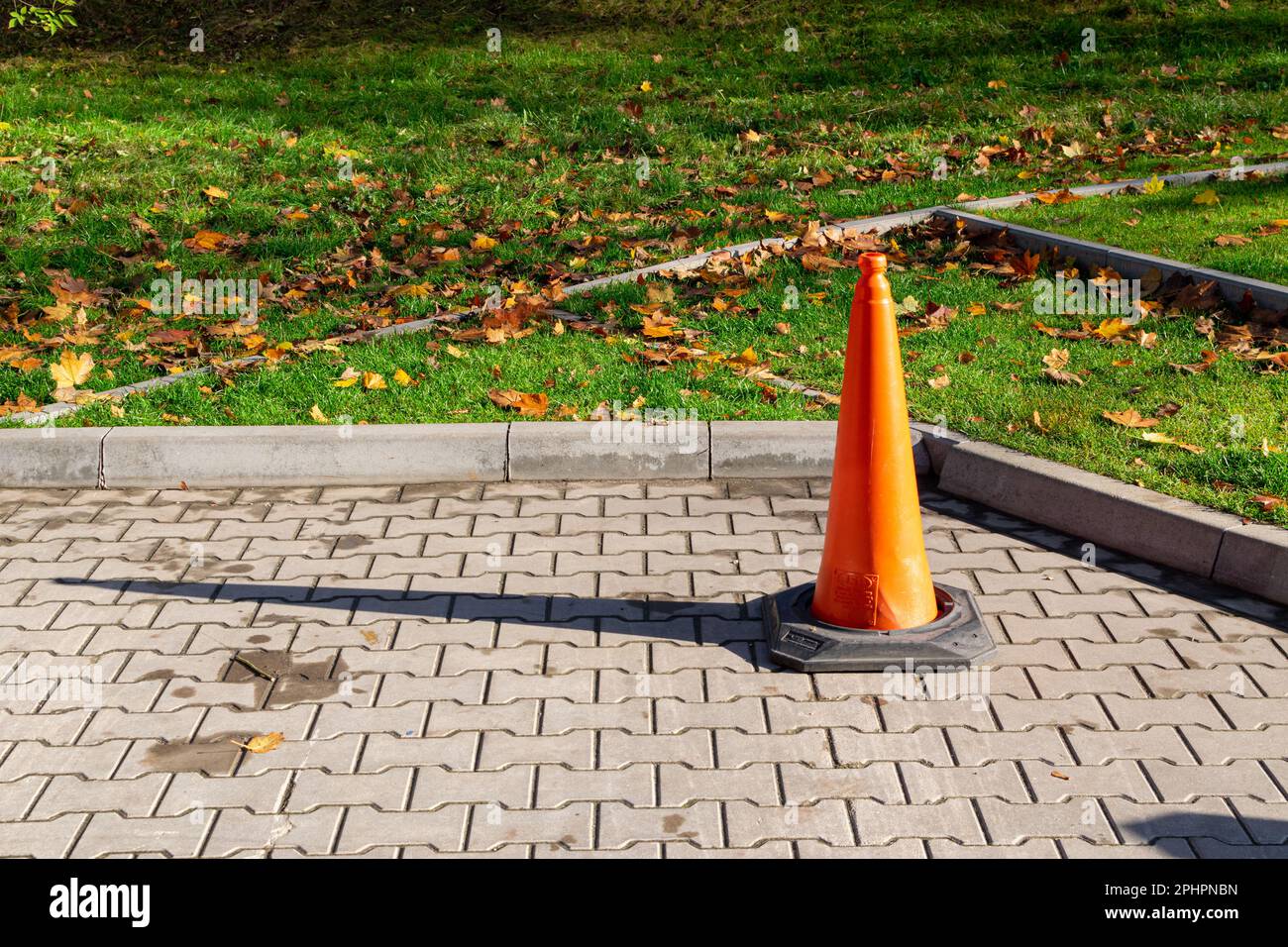 Road Cone, Construction Cone, Red Plastic Warning Sign, Road Witches ...