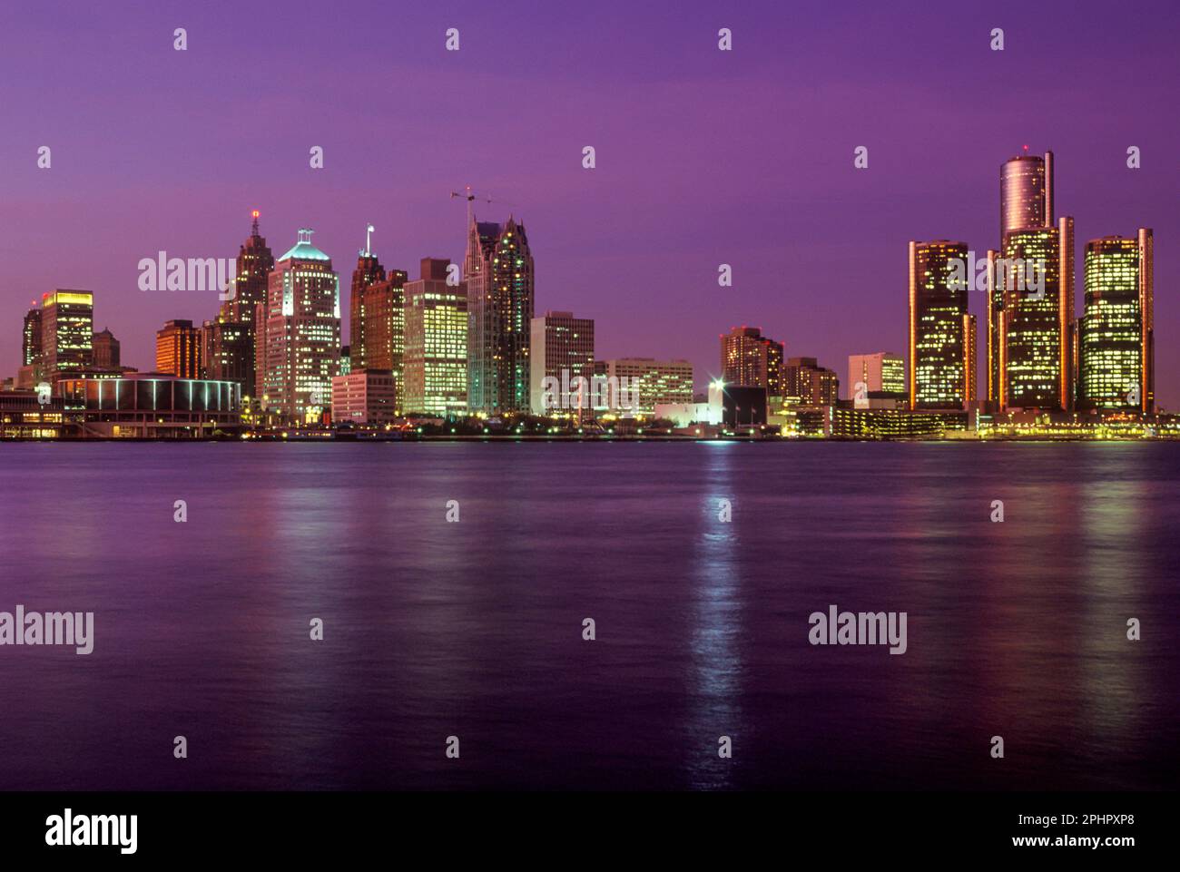 1991 HISTORICAL DOWNTOWN SKYLINE DETROIT MICHIGAN USA Stock Photo - Alamy