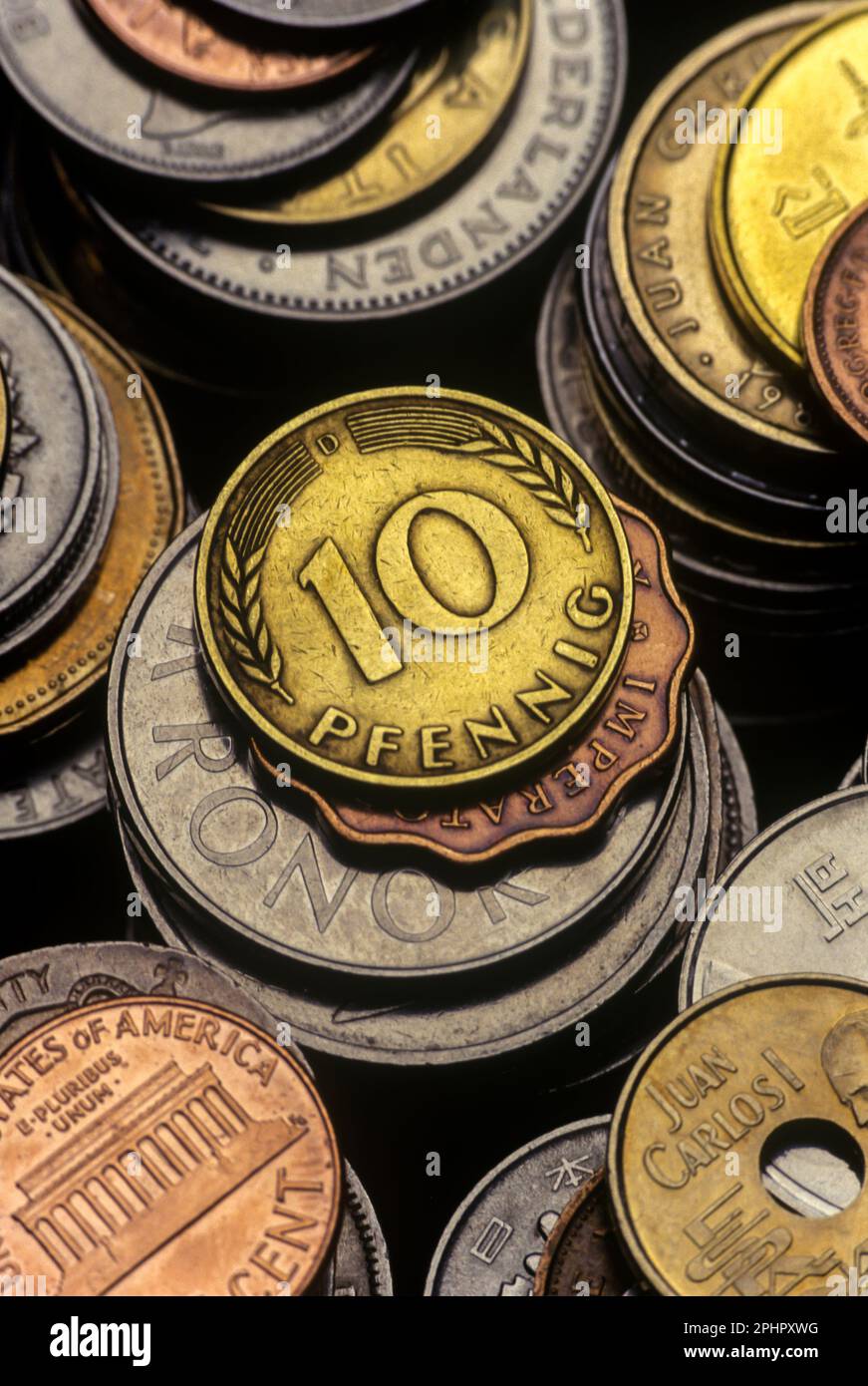 1990s coins hi-res stock photography and images - Alamy