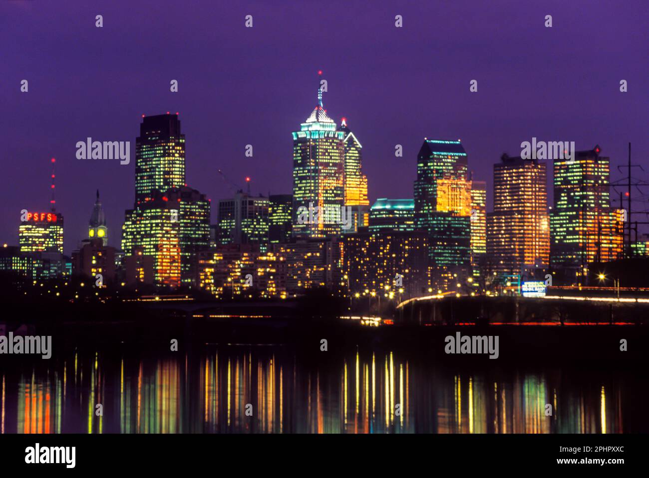 1991 HISTORICAL DOWNTOWN SKYLINE PHILADELPHIA PENNSYLVANIA USA Stock ...